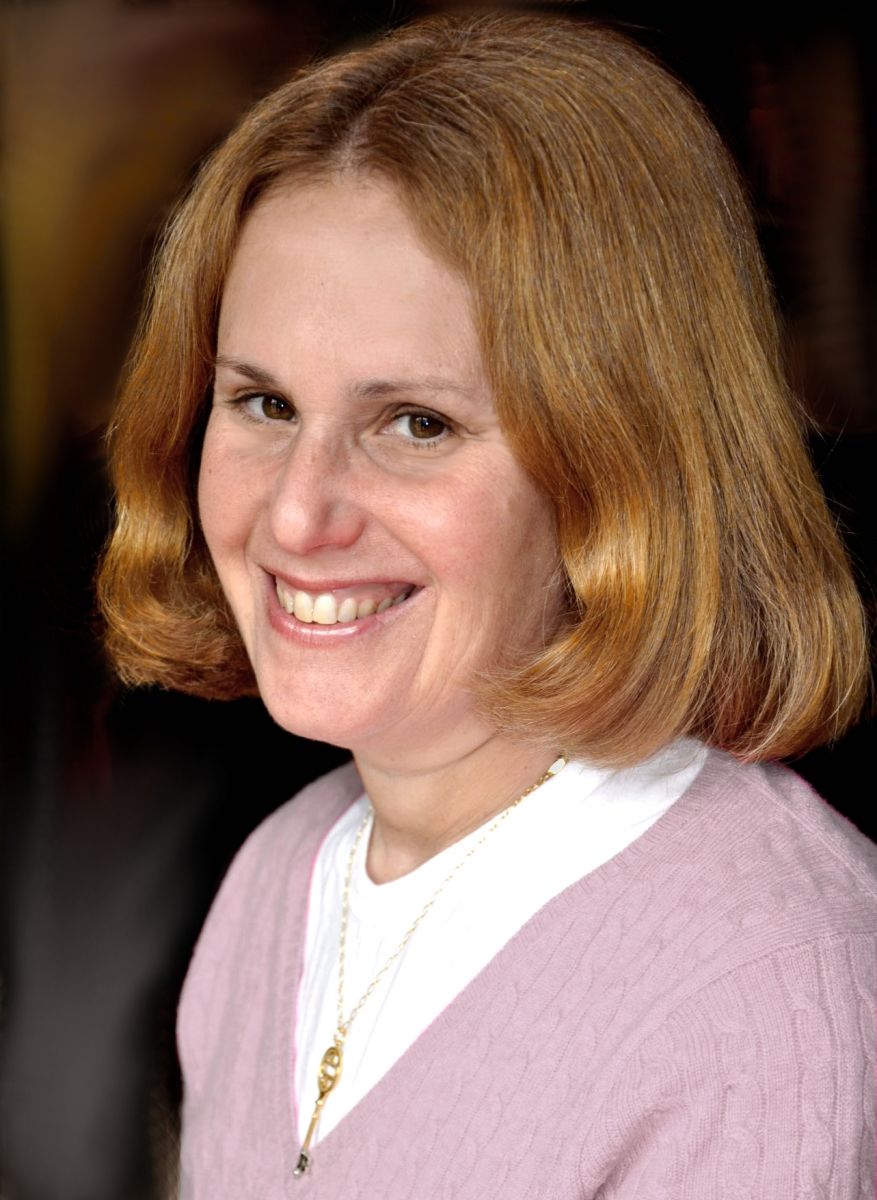 Elizabeth Hey's Instagram, Twitter & Facebook on IDCrawl